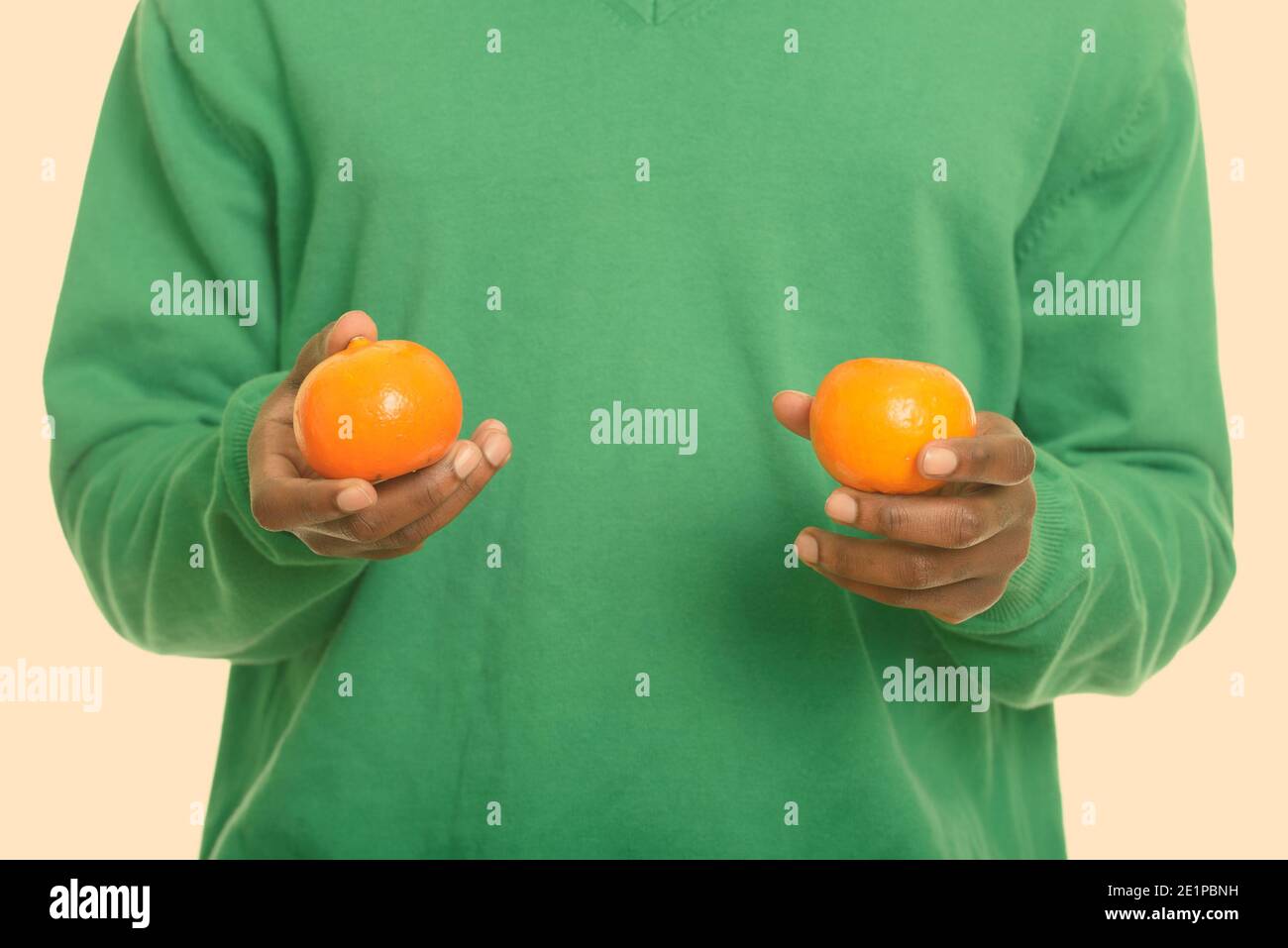 Two oranges hi-res stock photography and images - Alamy