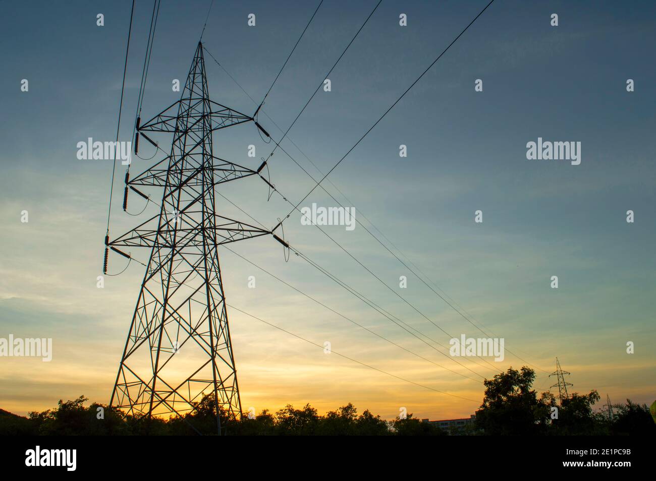 Bulk movement of electrical energy hi-res stock photography and images ...