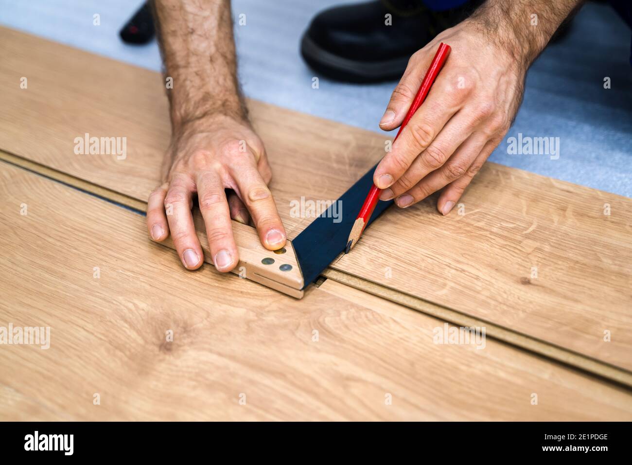 Laminate Floor Installation. Wood Flooring Carpenter Drawing Line Stock ...