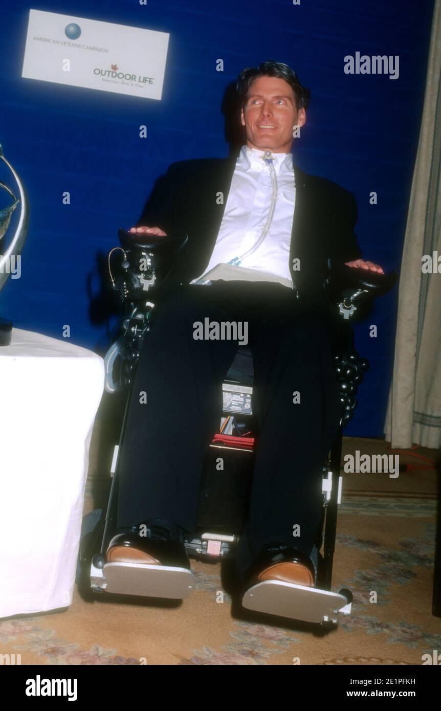 Beverly Hills, California, USA 30th April 1996 Actor Christopher Reeve ...