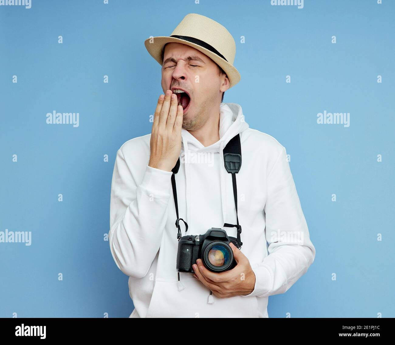 Man men male yawns yawn yawning hi-res stock photography and images - Alamy