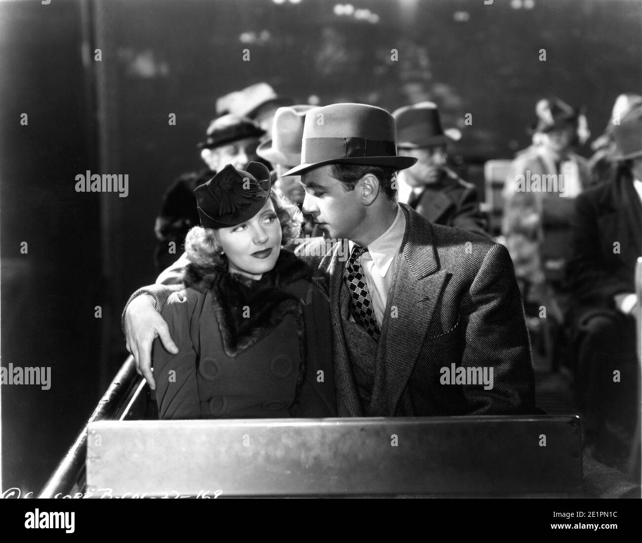JEAN ARTHUR and GARY COOPER in MR. DEEDS GOES TO TOWN 1936 director ...