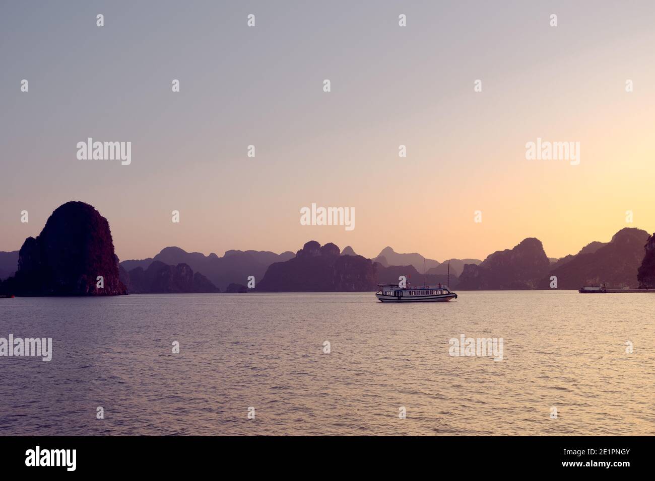Ha Long Bay, Ha Long city, Quang Ninh province, Vietnam Stock Photo - Alamy