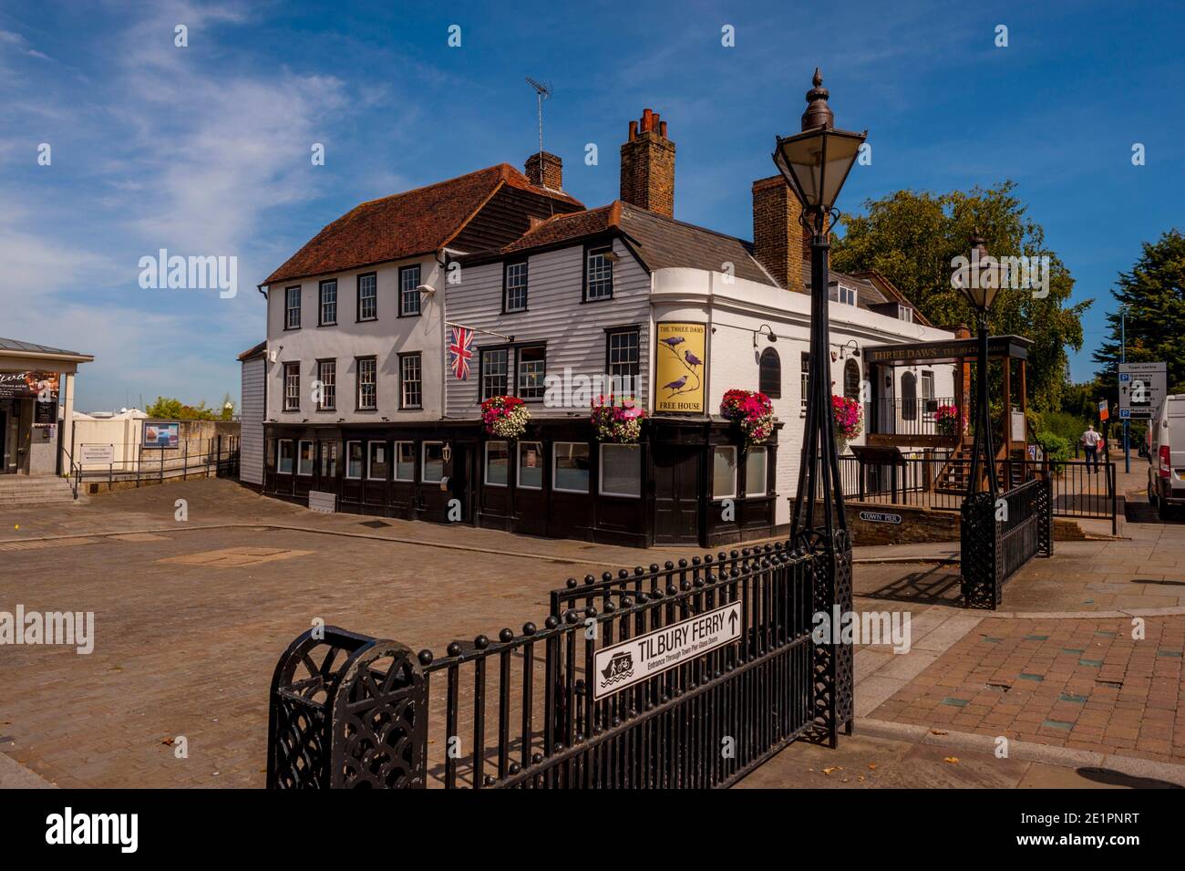 The three Daws riverside Pub Gravesend Kent Stock Photo - Alamy