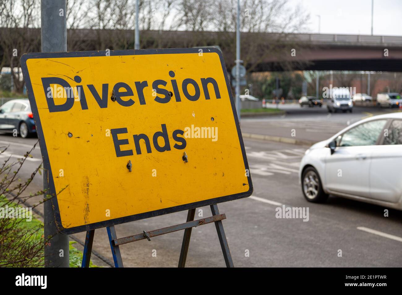 Diversion and road sign hi-res stock photography and images - Alamy