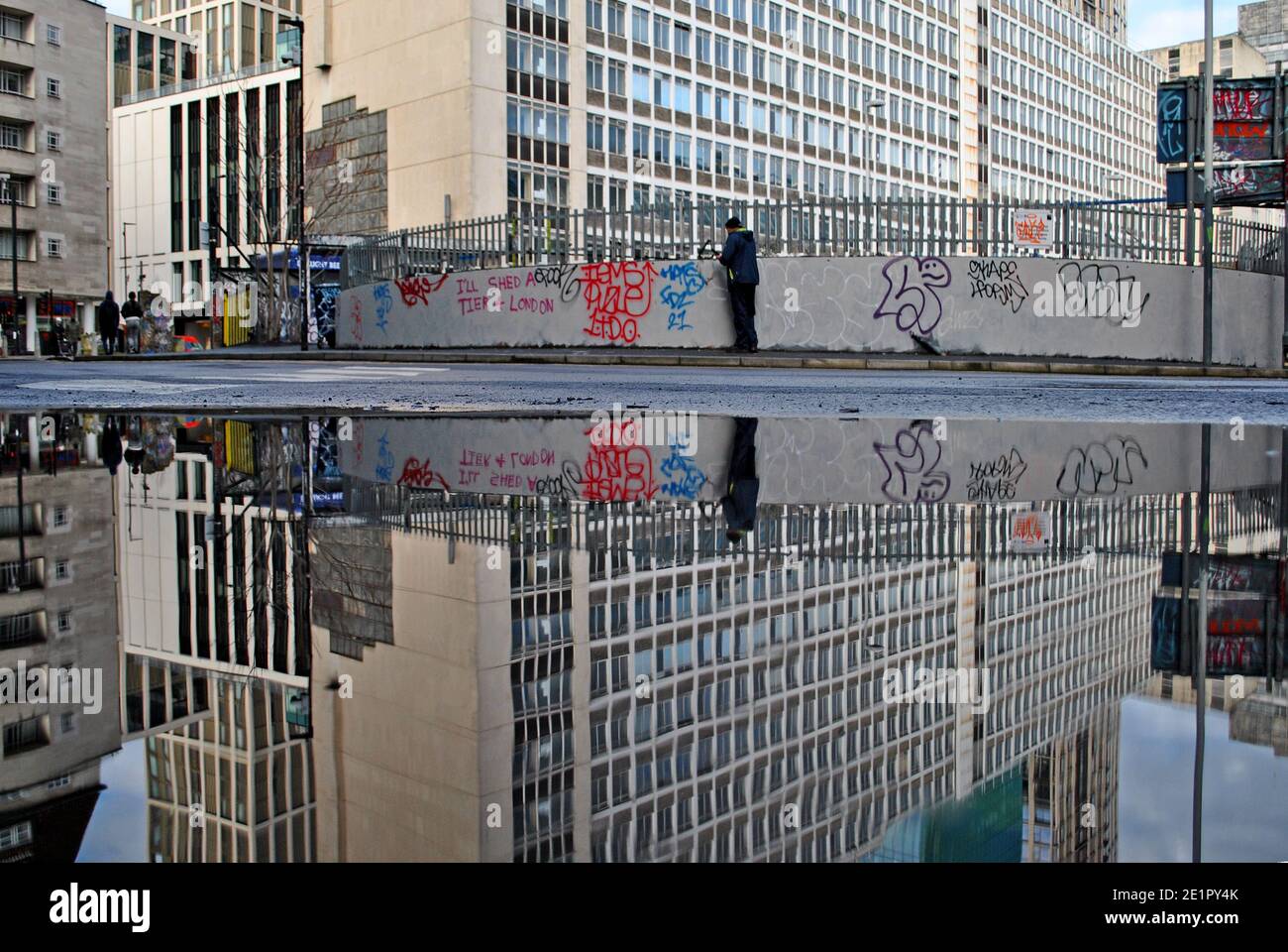 Elizabeth house waterloo hi-res stock photography and images - Alamy