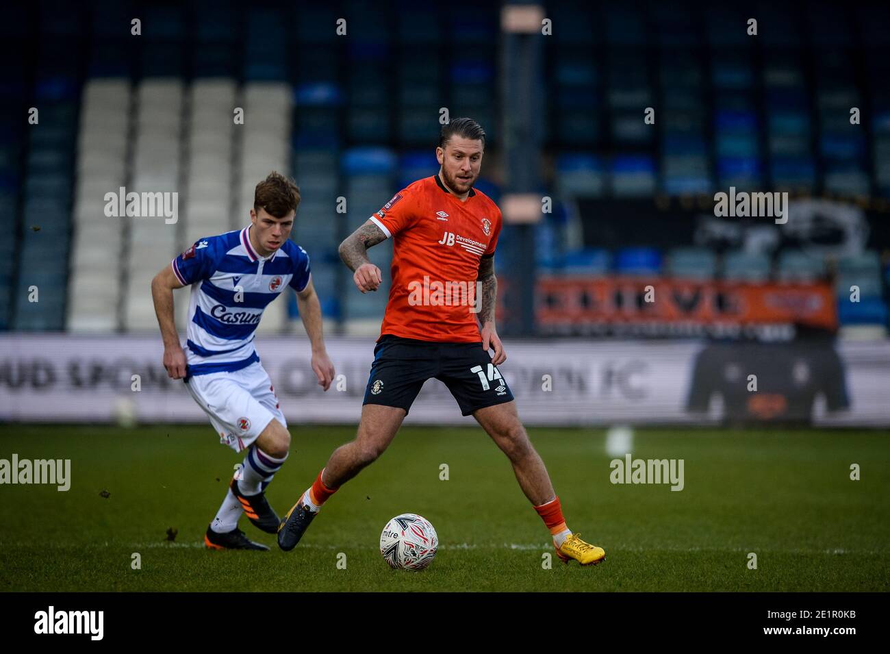 Kenilworth Road, Luton, Bedfordshire, UK. 9th Jan, 2021. English FA Cup ...