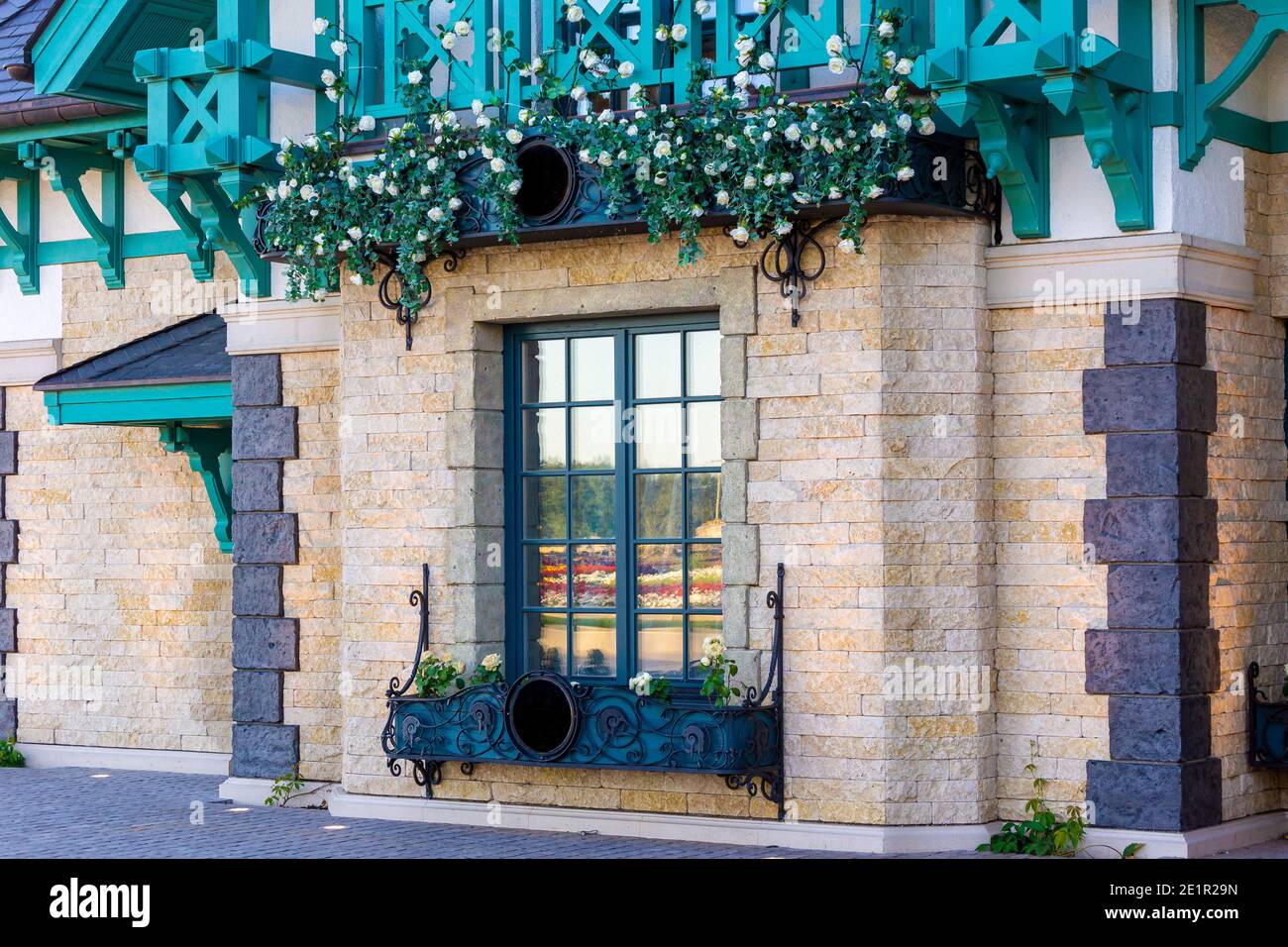 Half built house construction hi-res stock photography and images - Alamy