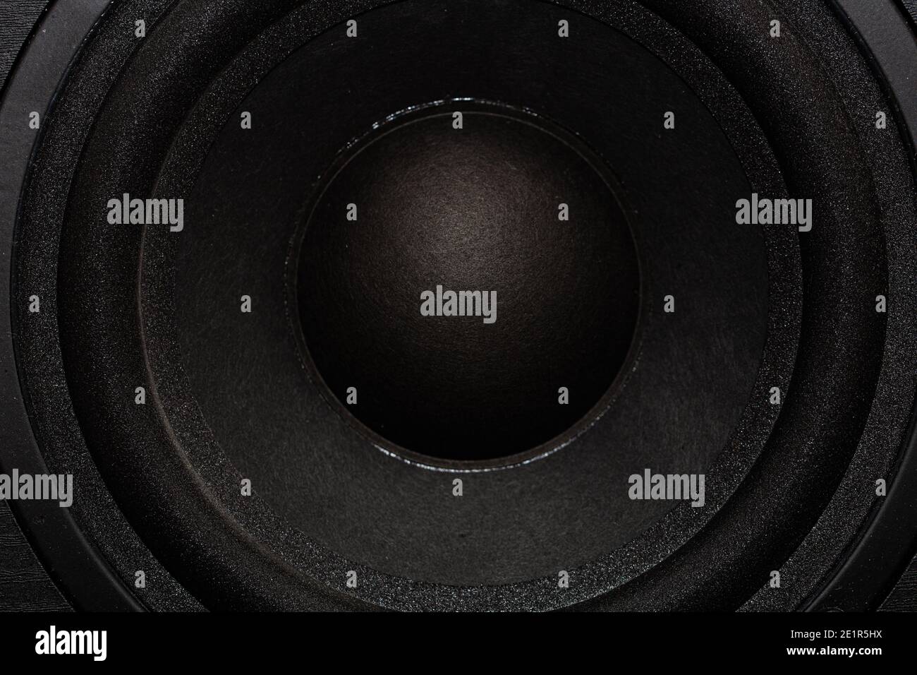 Dynamic speaker hi-res stock photography and images - Alamy