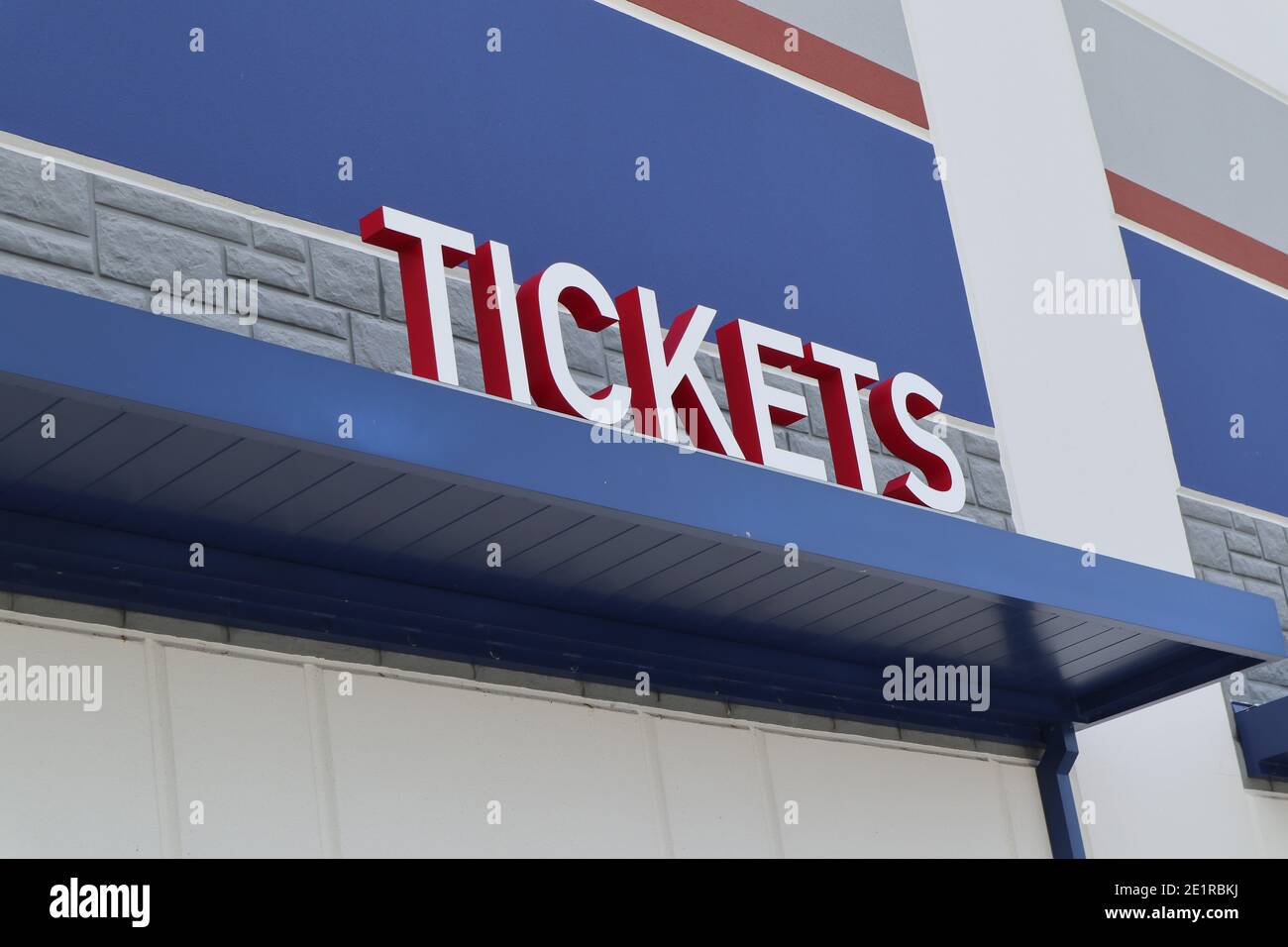 Tickets sign hi-res stock photography and images - Alamy
