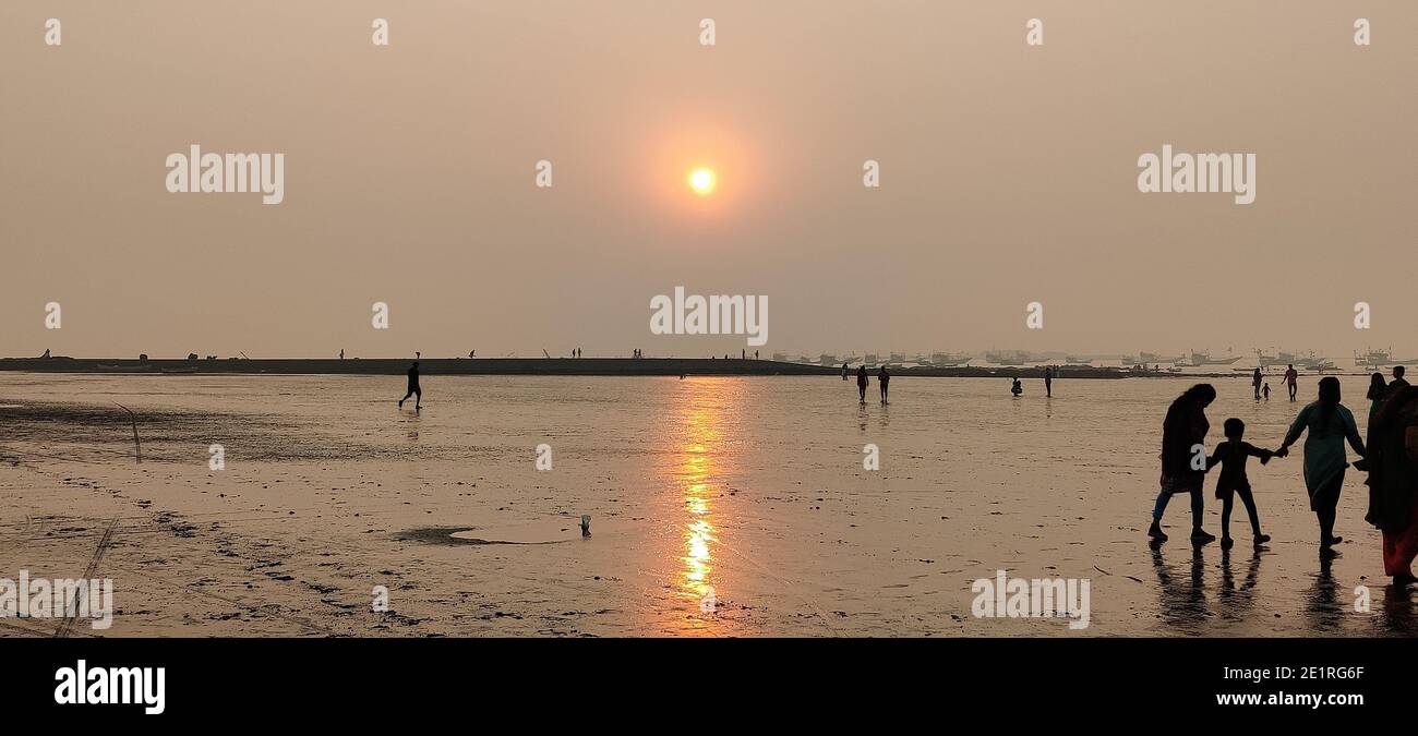 Mumbai text hi-res stock photography and images - Alamy