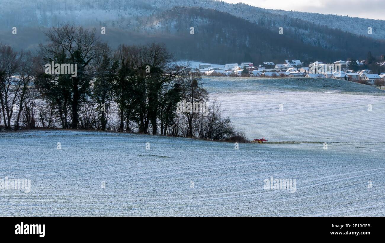 Settlement in the background hi-res stock photography and images - Alamy