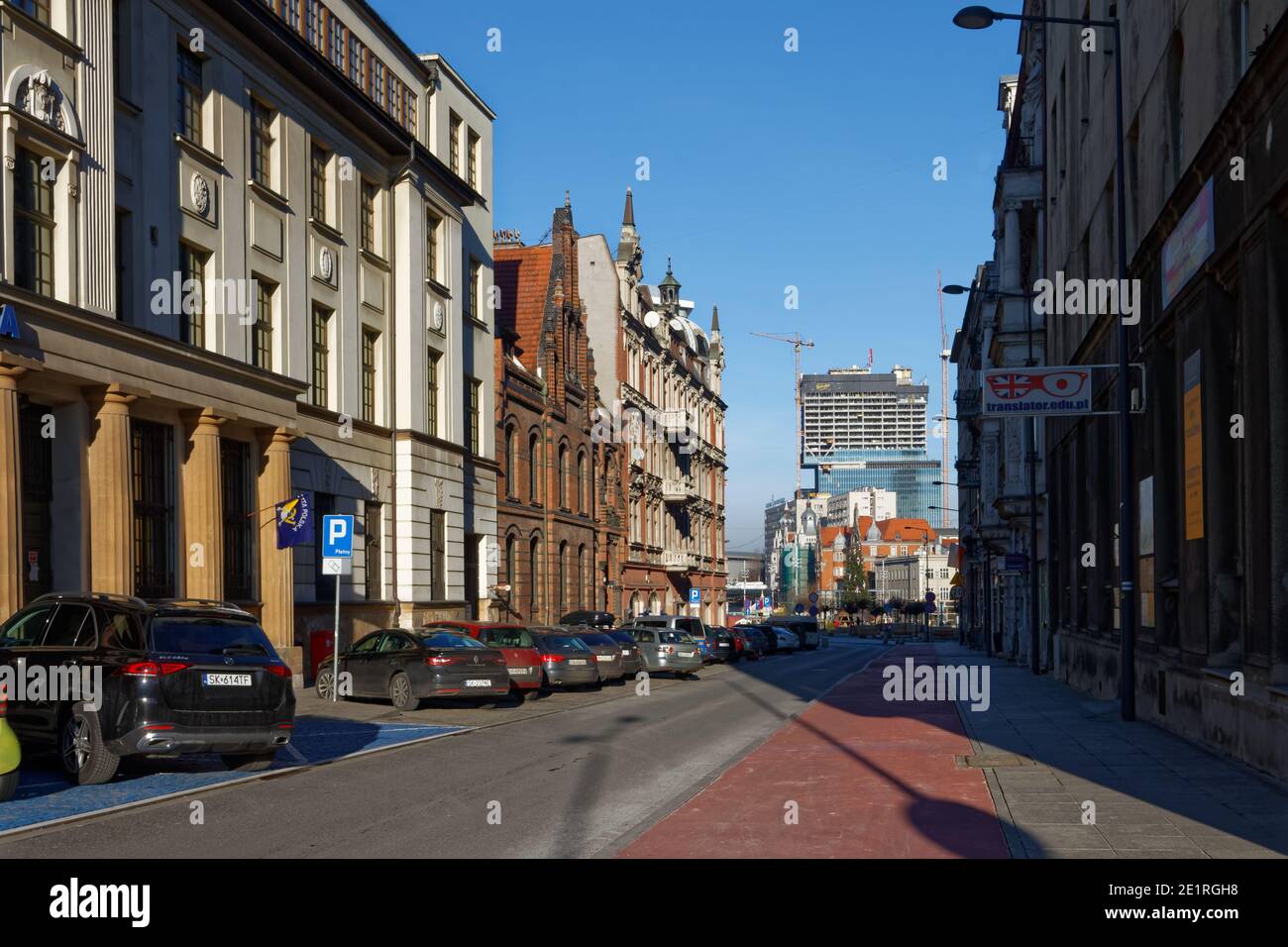 Office building ktw under construction hi-res stock photography and ...