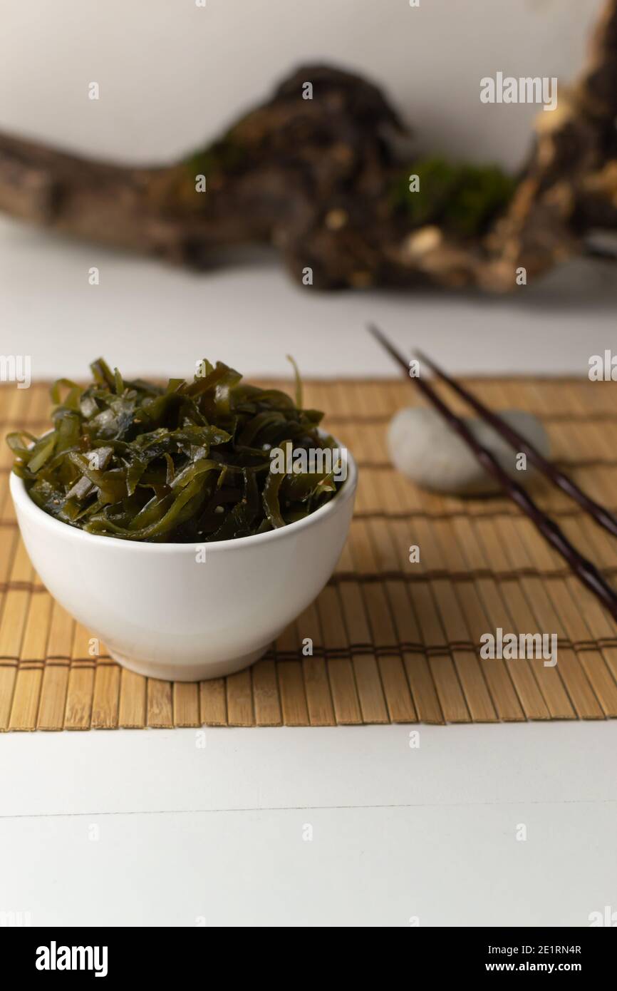 Edible seaweed hi-res stock photography and images - Alamy