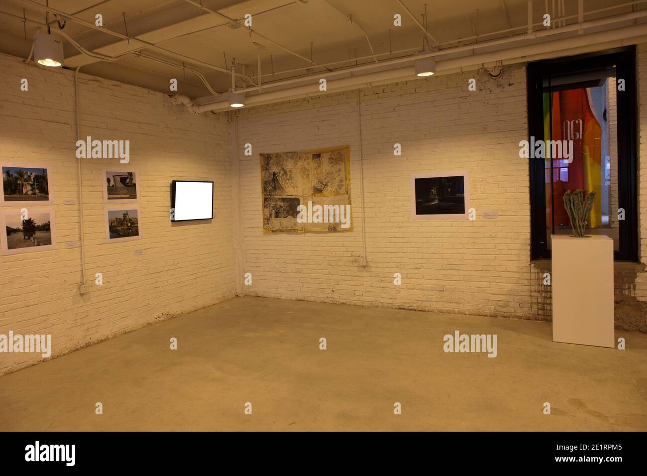 Photo of Art inspiration in the exhibition room high quality photo ...