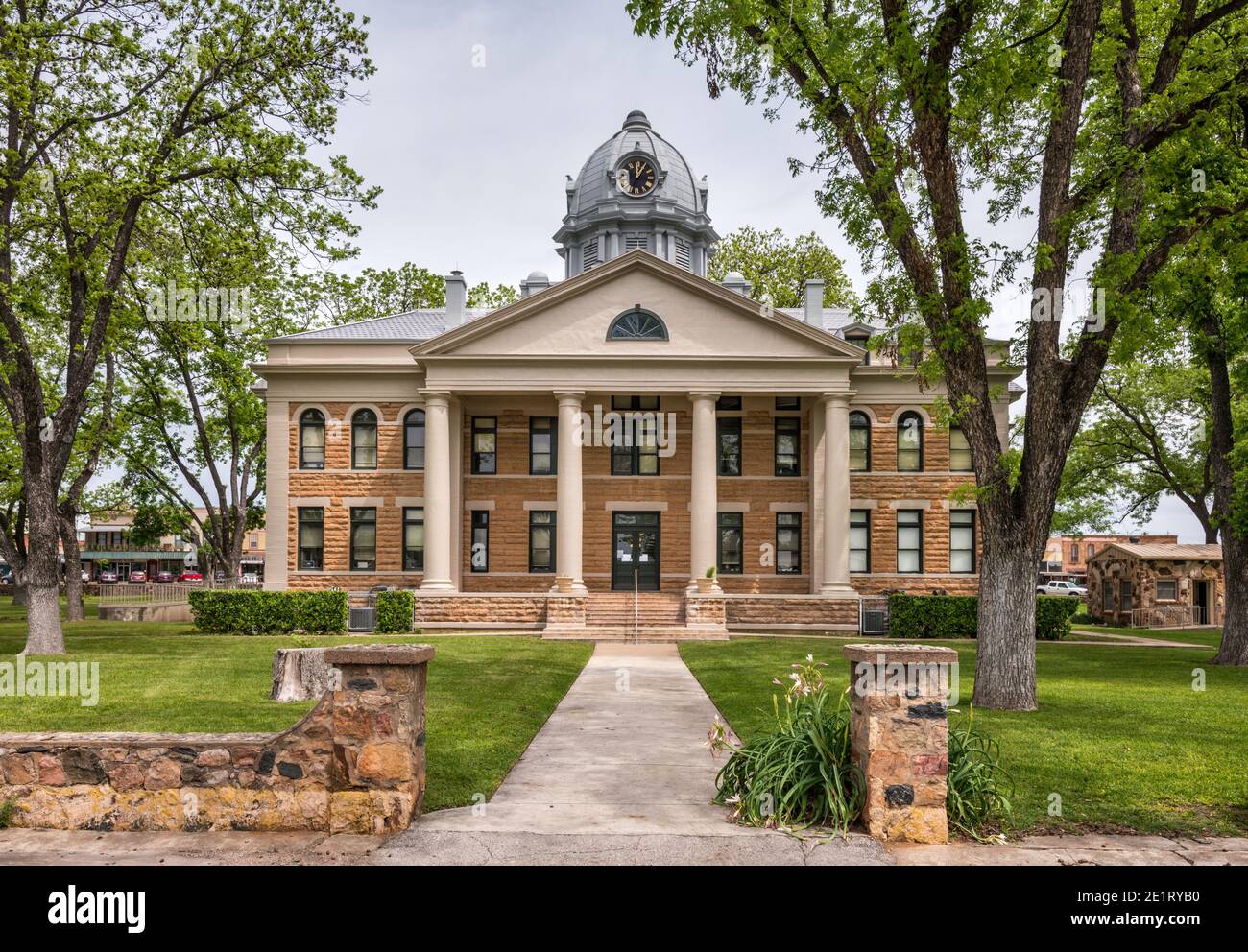 Mason County Courthouse, 1909, Classical Revival style, in Mason ...
