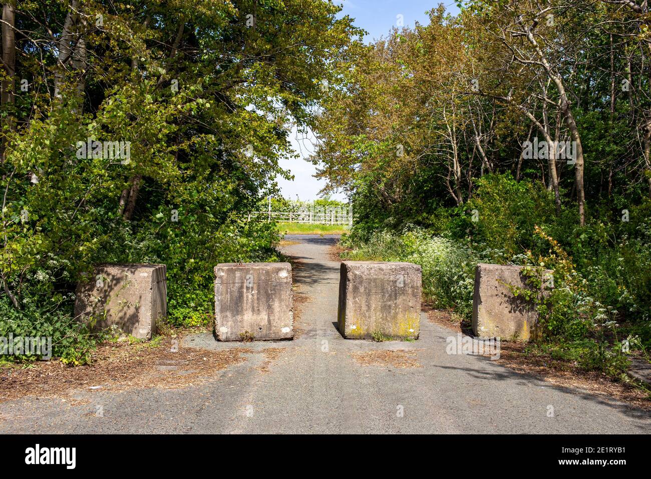 Blocking Space High Resolution Stock Photography and Images - Alamy