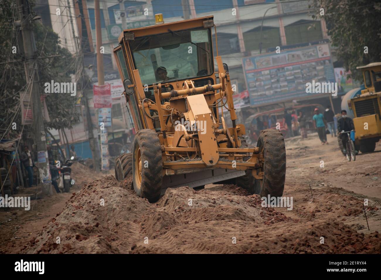 Safety road bangladesh hi-res stock photography and images - Alamy