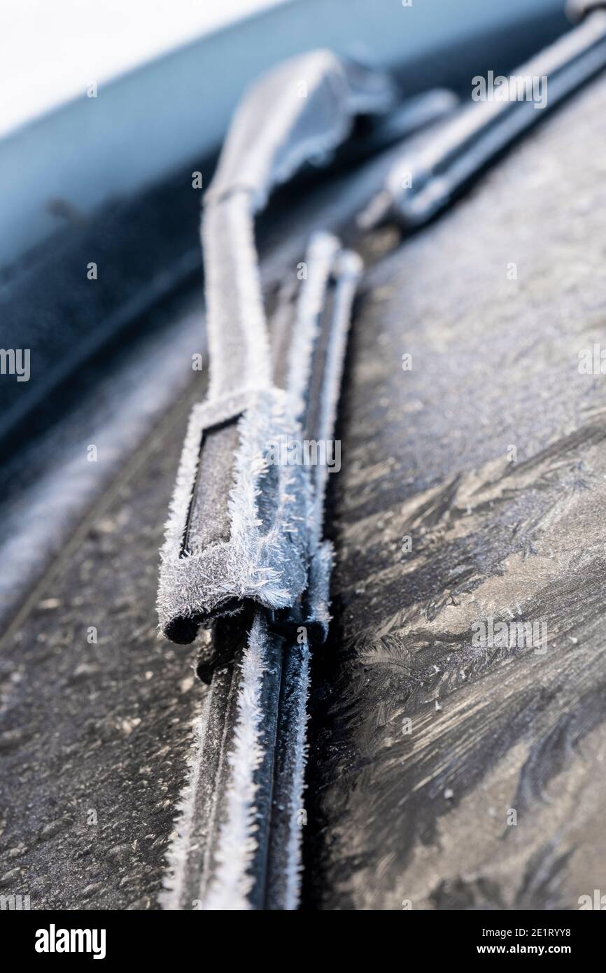 Windscreen Iced Up High Resolution Stock Photography and Images - Alamy