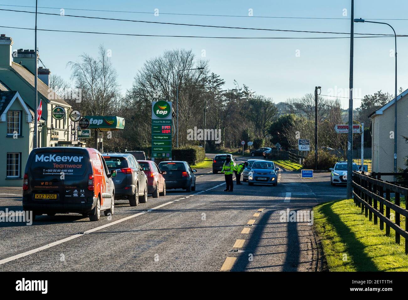 Traffic ireland 2021 hi-res stock photography and images - Alamy