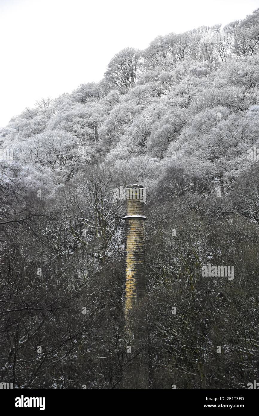 Lumb mill chimney hi-res stock photography and images - Alamy