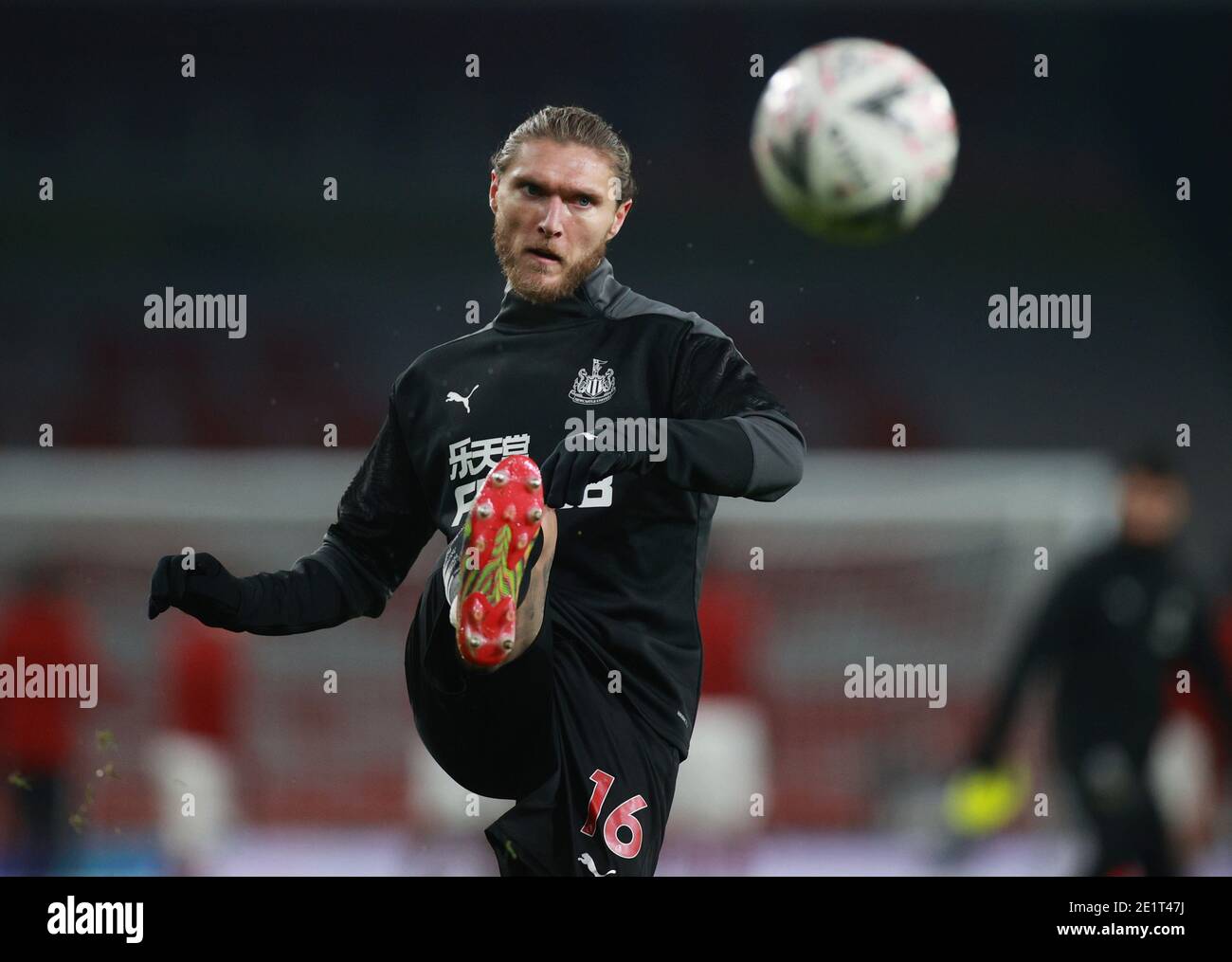 Jeff hendrick of newcastle united hi-res stock photography and images ...