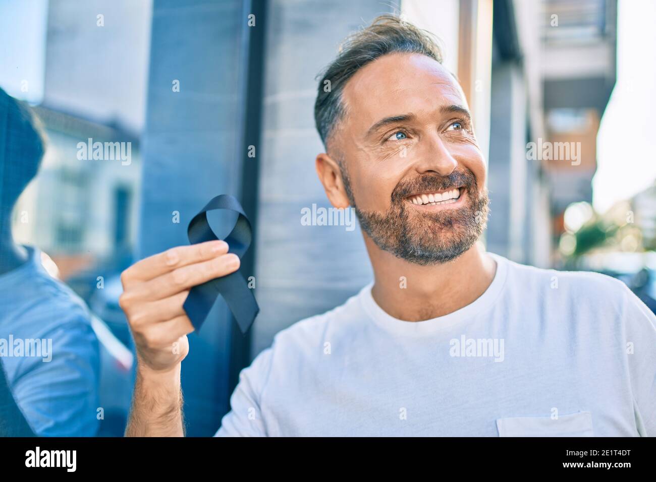 Man funeral smiling hi-res stock photography and images - Alamy