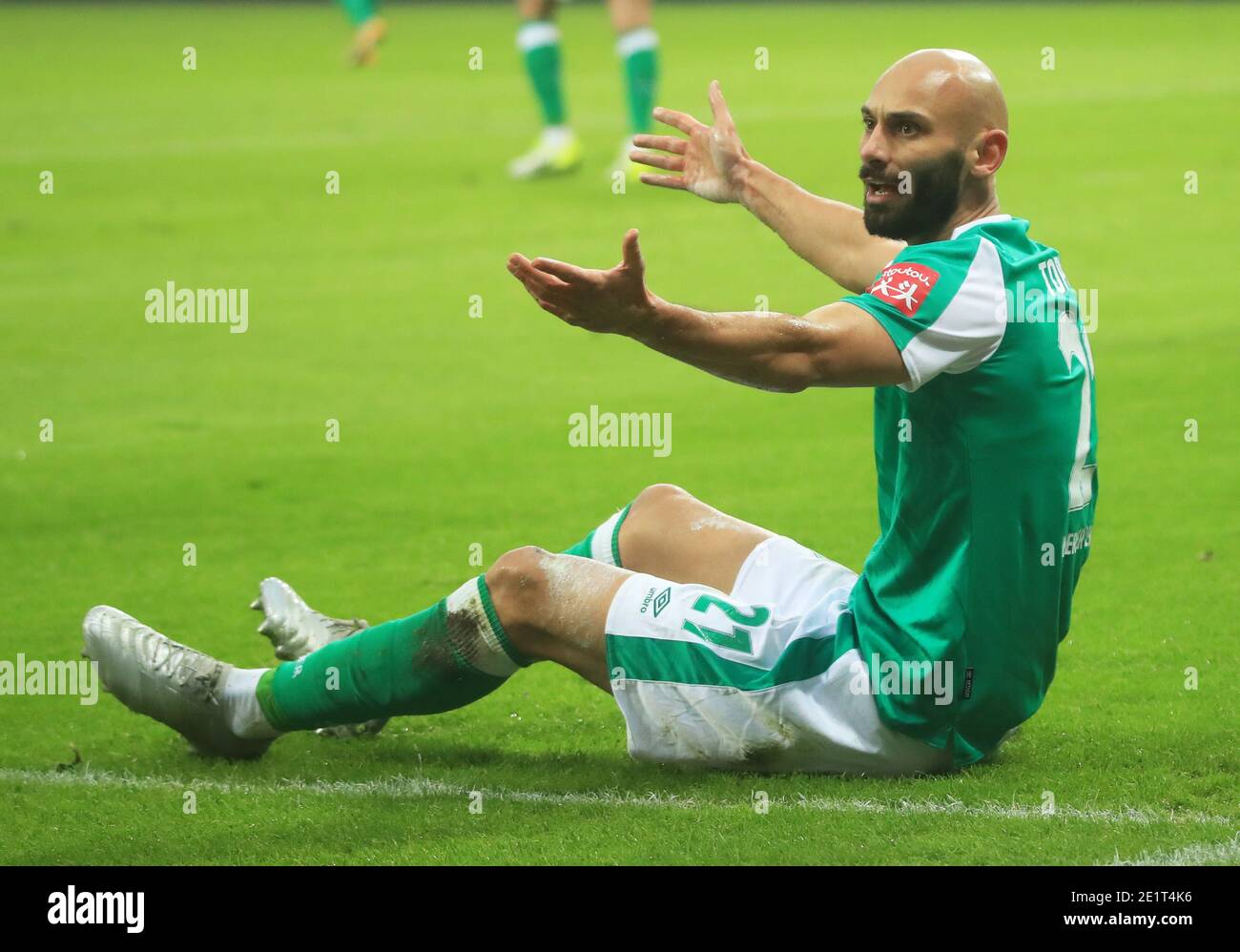 Leverkusen, Germany. 09th Jan, 2021. Football: Bundesliga, Bayer ...