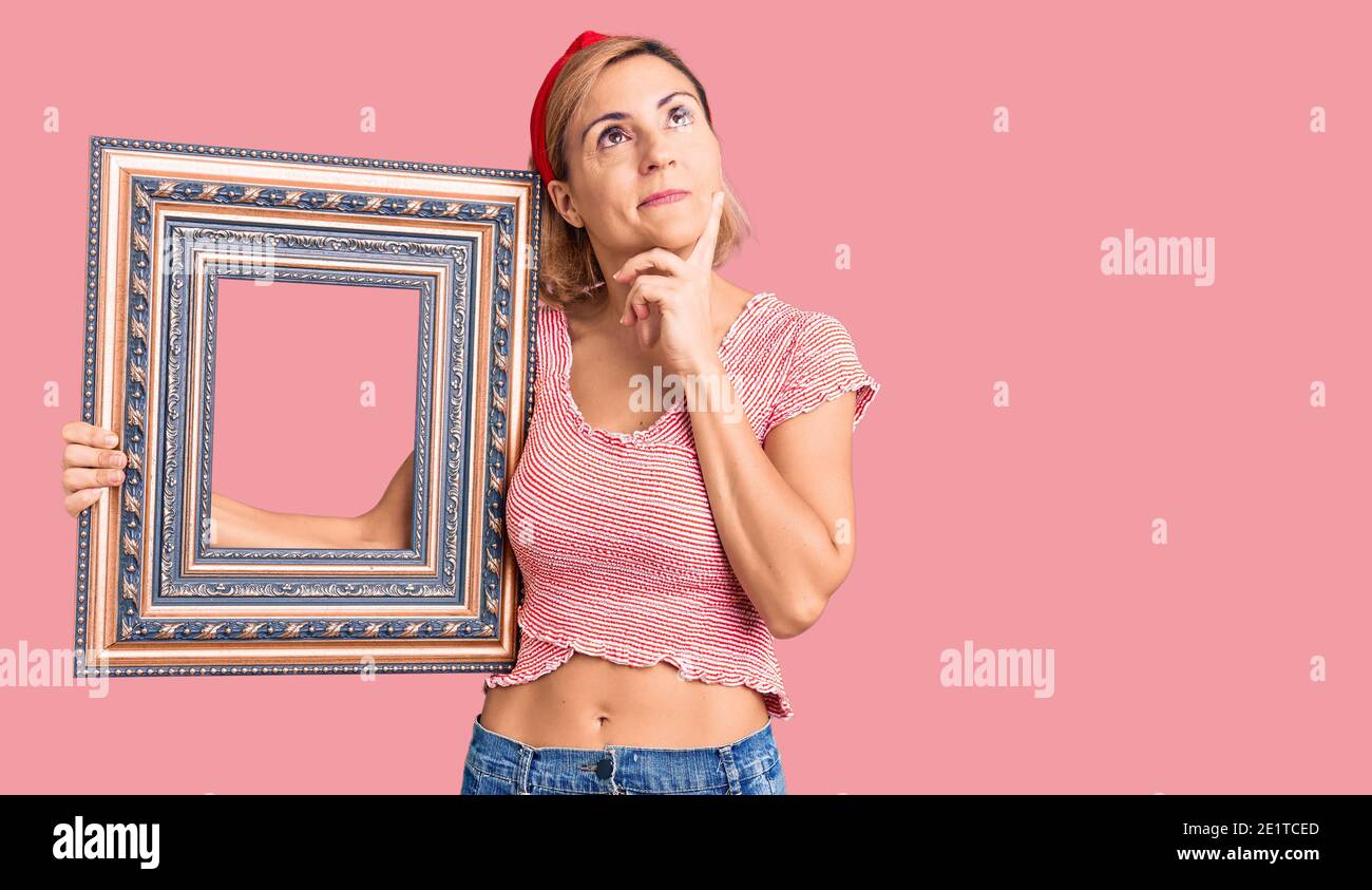 Confusing picture hi-res stock photography and images - Alamy