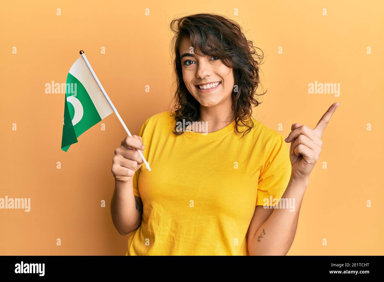 Pakistan hand gesture hi-res stock photography and images - Alamy