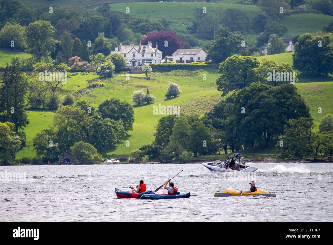 Windermere kayaking hi-res stock photography and images - Alamy