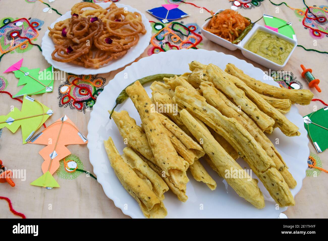 Uttarayan, maar sankranti, special food items from Gujarat fafda ...