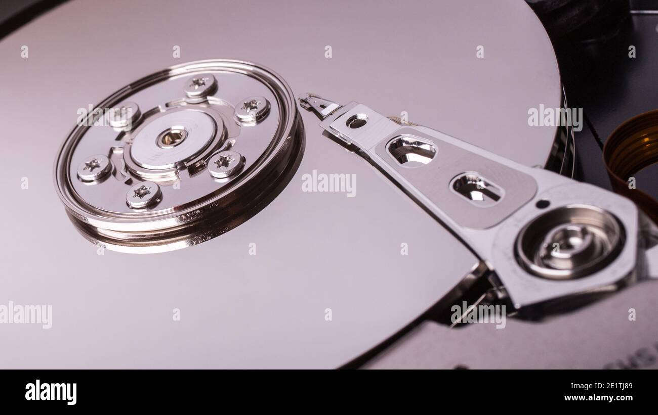 Hard drive spindle hi-res stock photography and images - Alamy