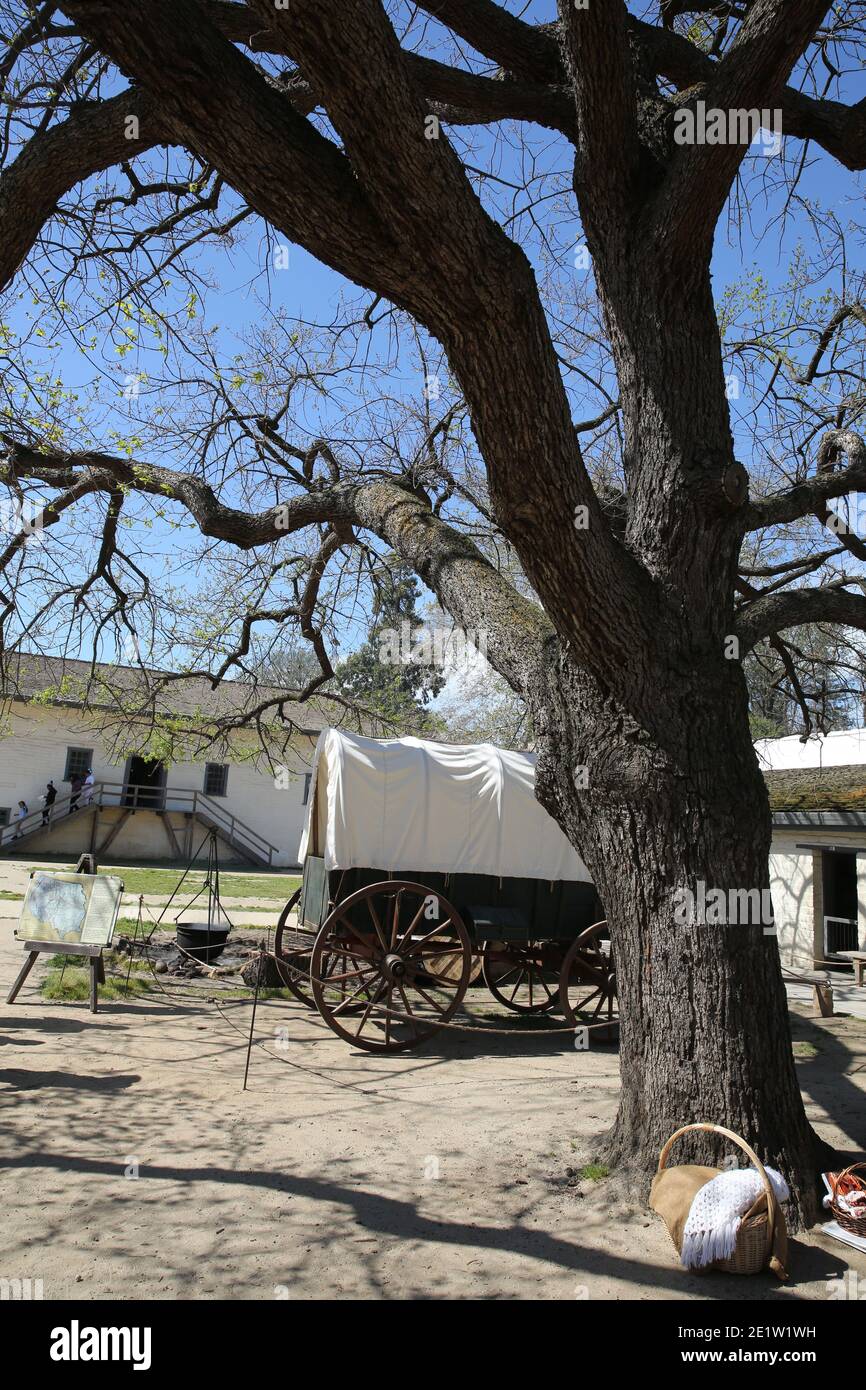 California sacramento sutter fort hi-res stock photography and images ...