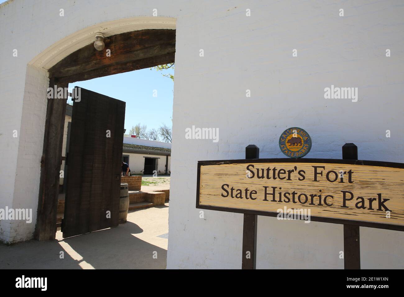 California sacramento sutter fort hi-res stock photography and images ...