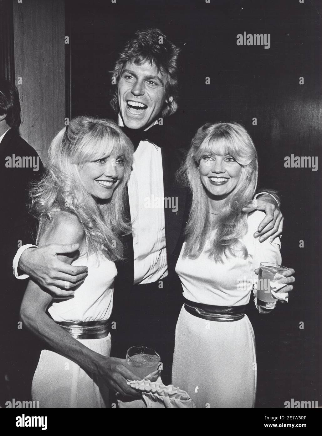 JEFF CONAWAY with Brough Twins Candi and Randi Credit: Ralph Dominguez ...