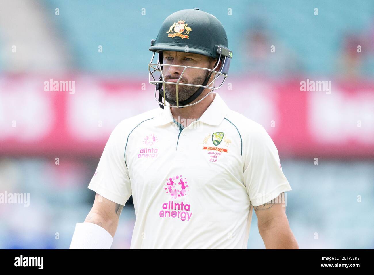 Wicket keeper matthew wade hi-res stock photography and images - Alamy