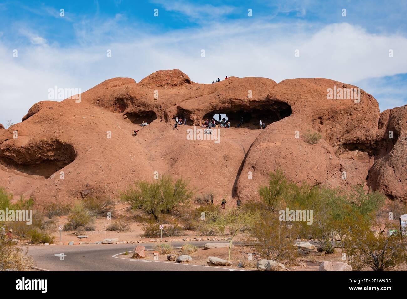 Many people hiking in the famous Hole in the Rock at Phoenix, Arizona ...