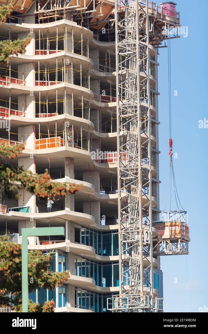 Hoisting Tower Crane High Resolution Stock Photography and Images - Alamy