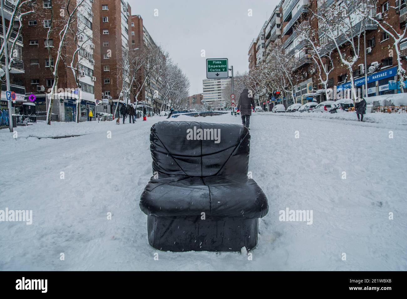 the streets of madrid full of snow after the storm filomena Stock Photo ...