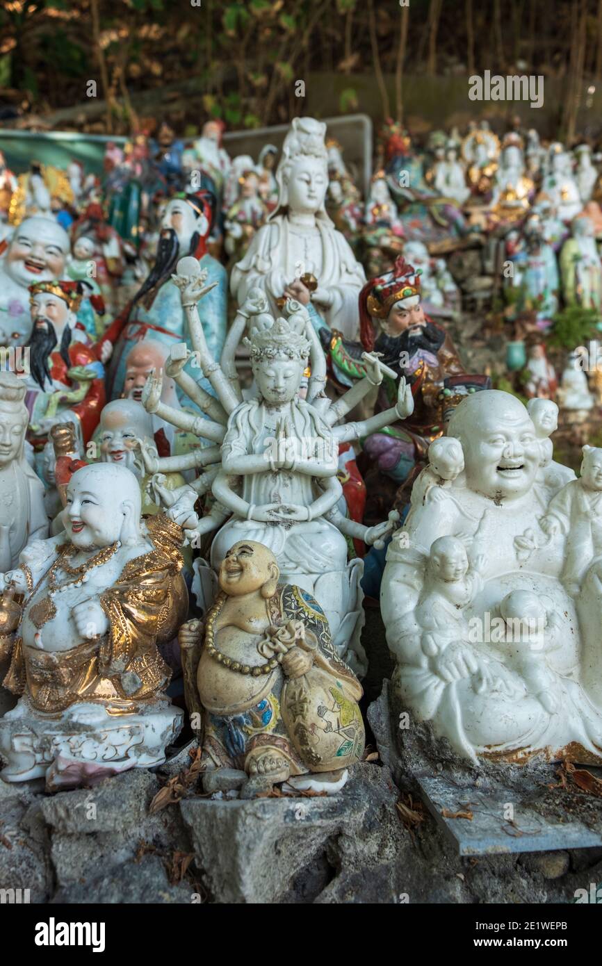 Historical representation of chinese deities hi-res stock photography ...