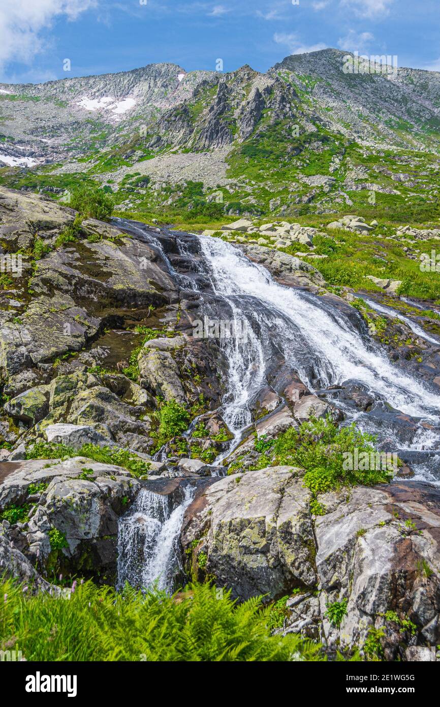 Wet stream banks hi-res stock photography and images - Alamy