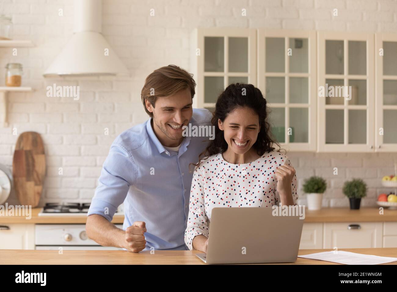 Couple celebrate lottery win hi-res stock photography and images - Alamy