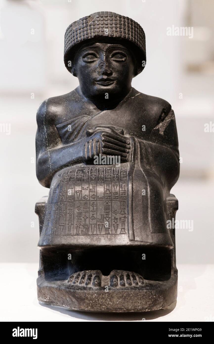 Statue of gudea hi-res stock photography and images - Alamy