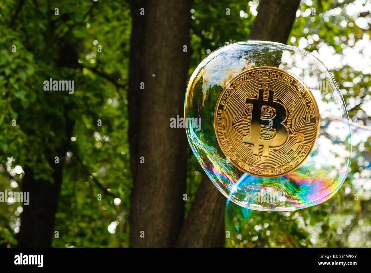 Stock market soap bubble hi-res stock photography and images - Alamy
