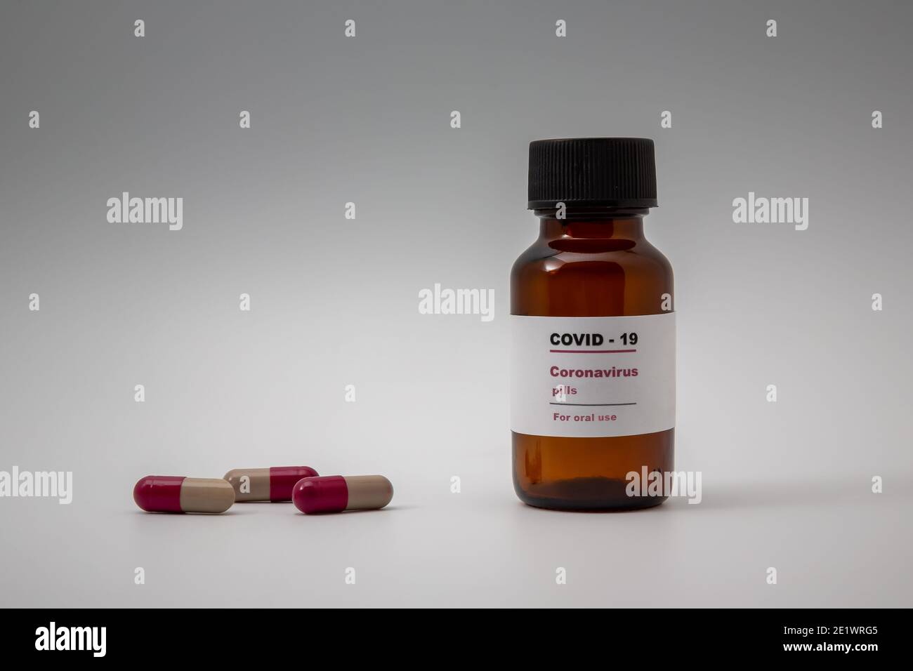 Oral antiviral treatment hi-res stock photography and images - Alamy