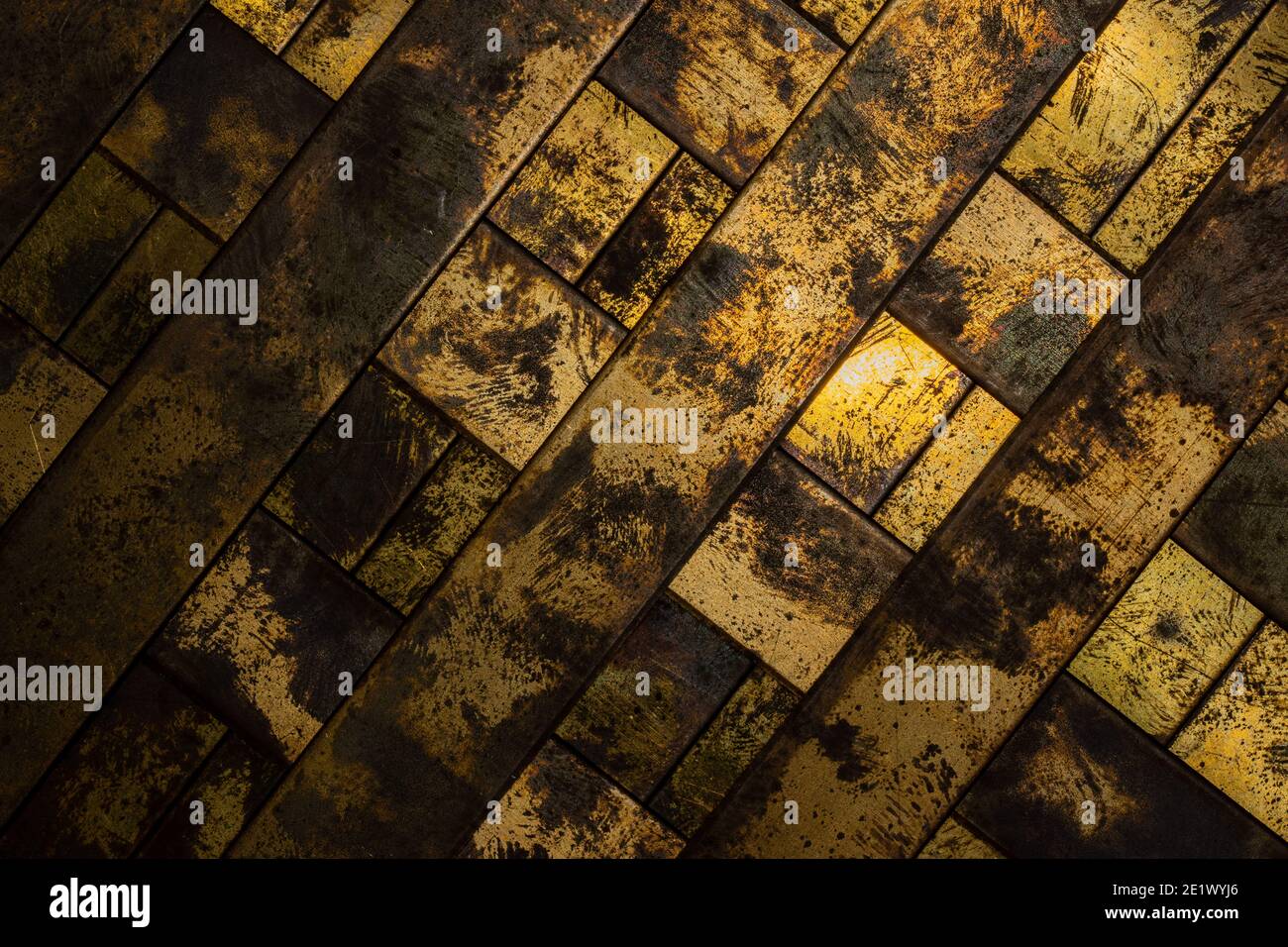 Copper bar grid grunge hi-res stock photography and images - Alamy