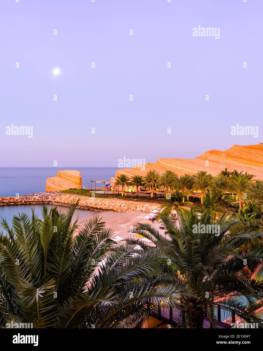 Shangri la resort muscat hi-res stock photography and images - Alamy