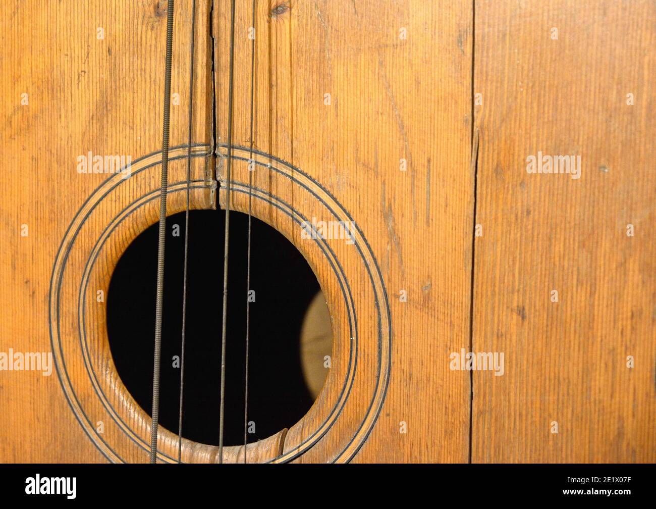 an old vintage stringed instrument Stock Photo - Alamy