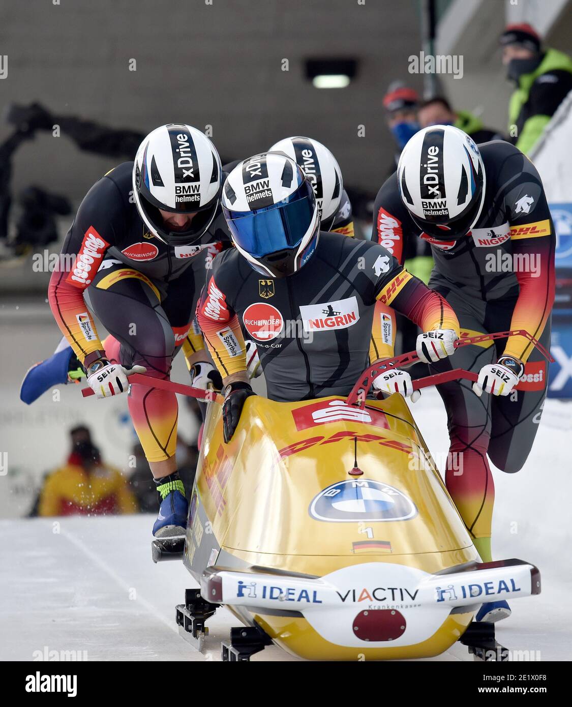 10 January 2021, North Rhine-Westphalia, Winterberg: Bobsleigh: World ...